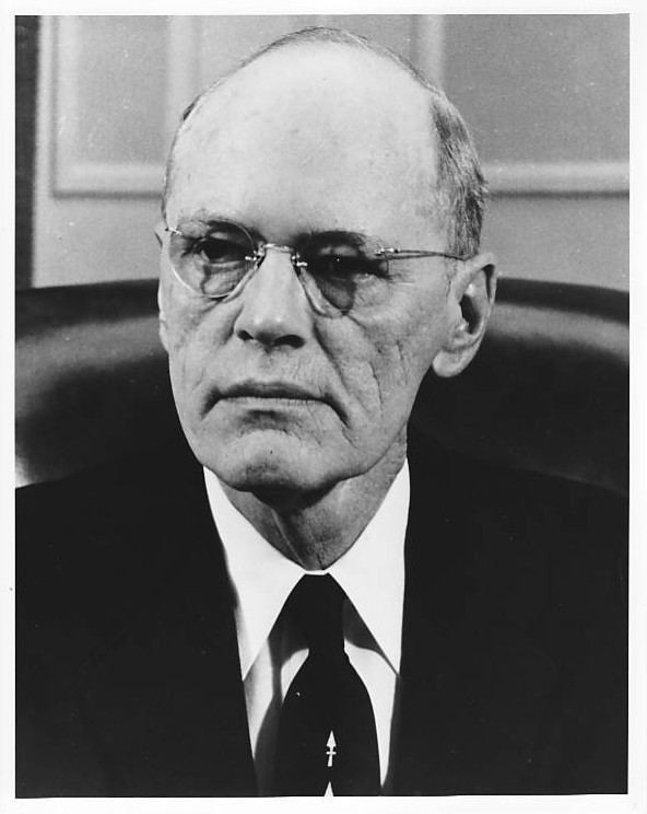 The Marketing Marvel of Band-Aid: Strategies and Mix Decoded