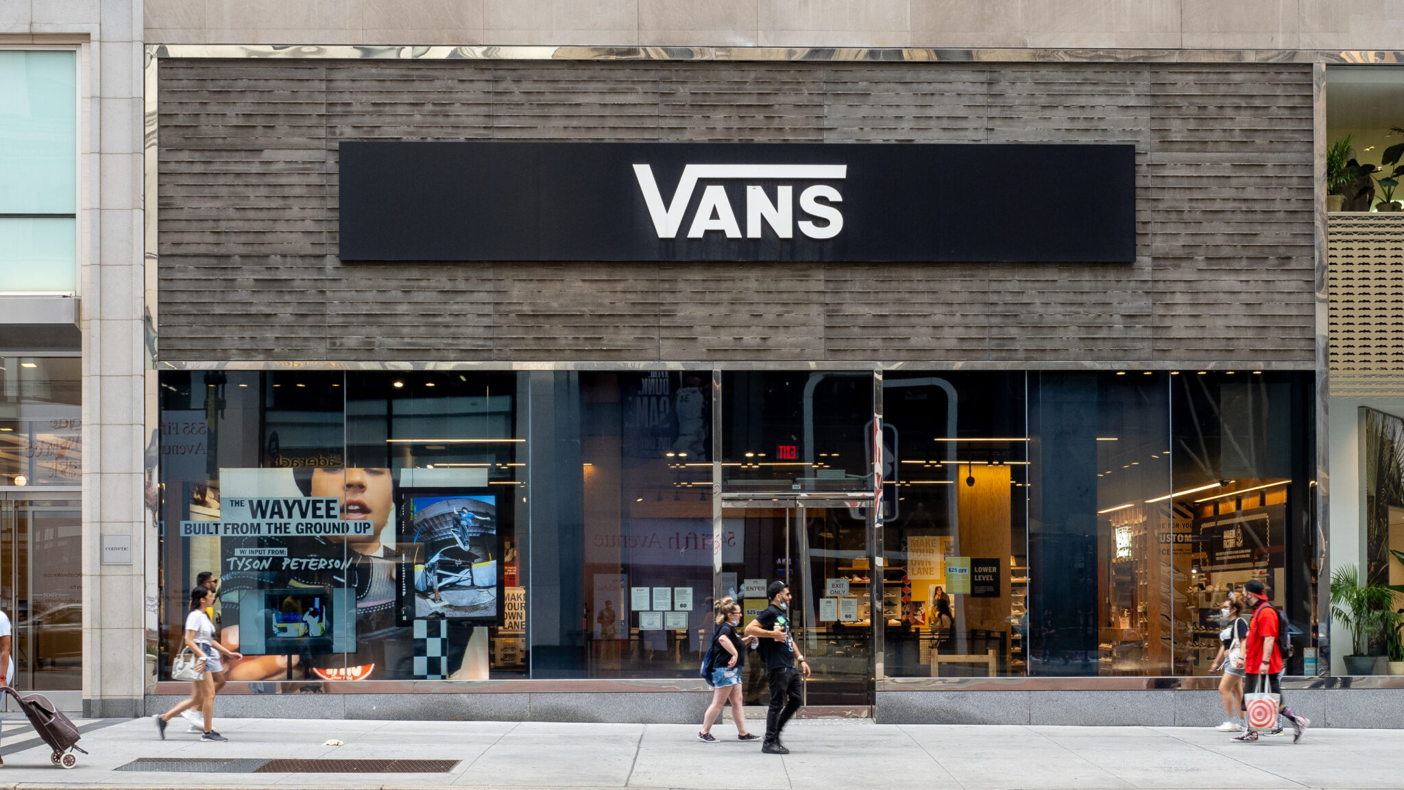 Marketing Strategies and Marketing Mix of Vans