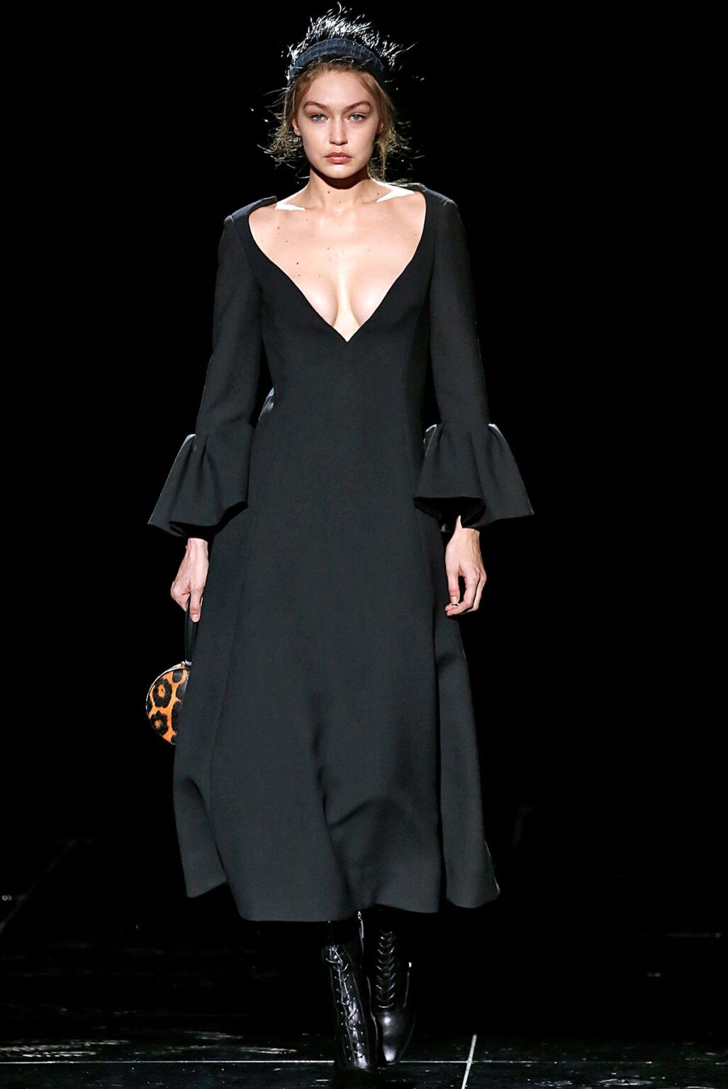 Marketing Strategies and Marketing Mix of Marc Jacobs
