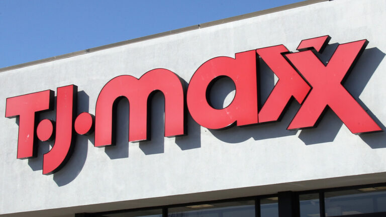 Marketing Strategies and Marketing Mix of TJ Maxx - The Brand Hopper