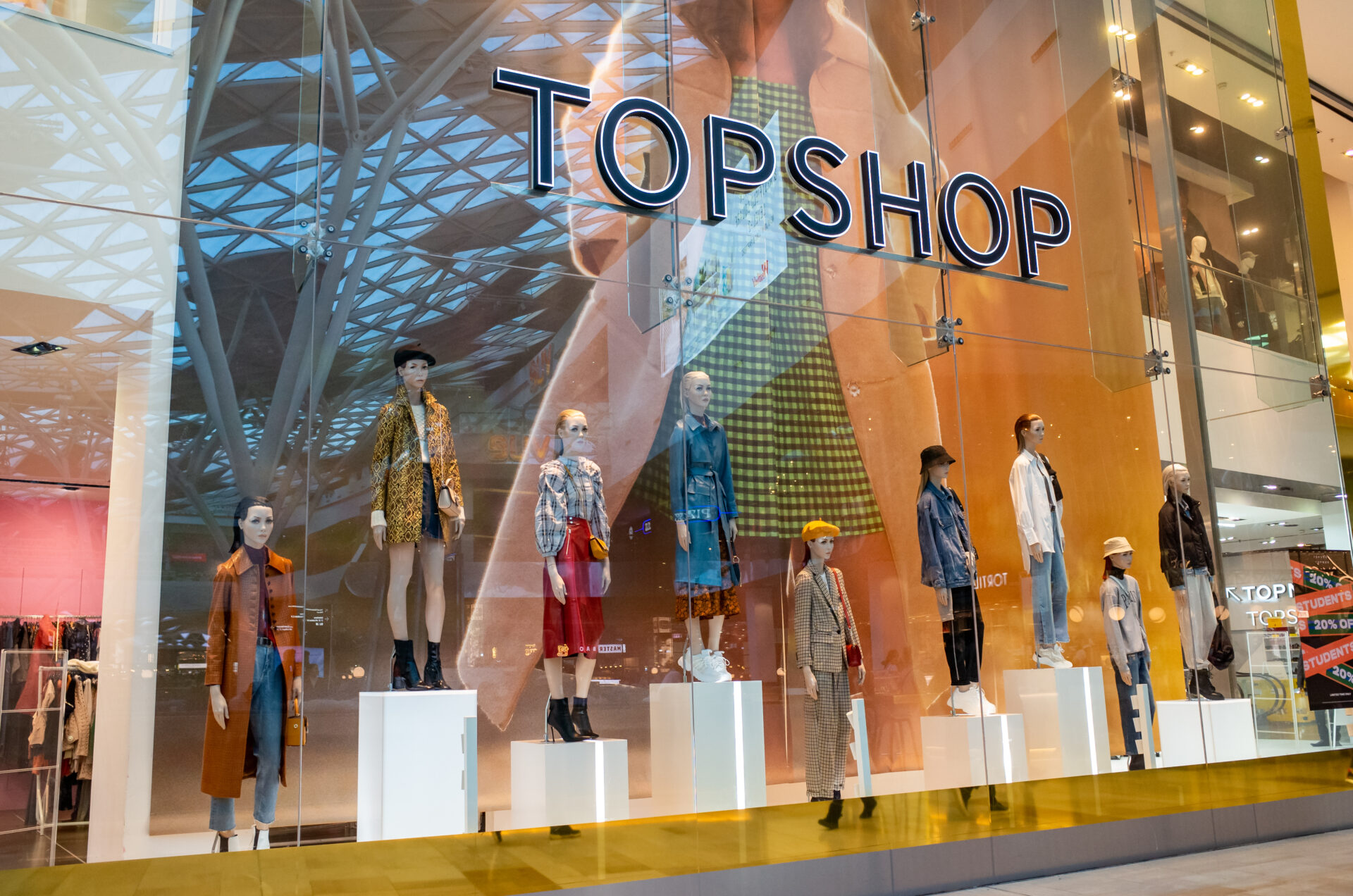 Marketing Strategies and Marketing Mix of Topshop