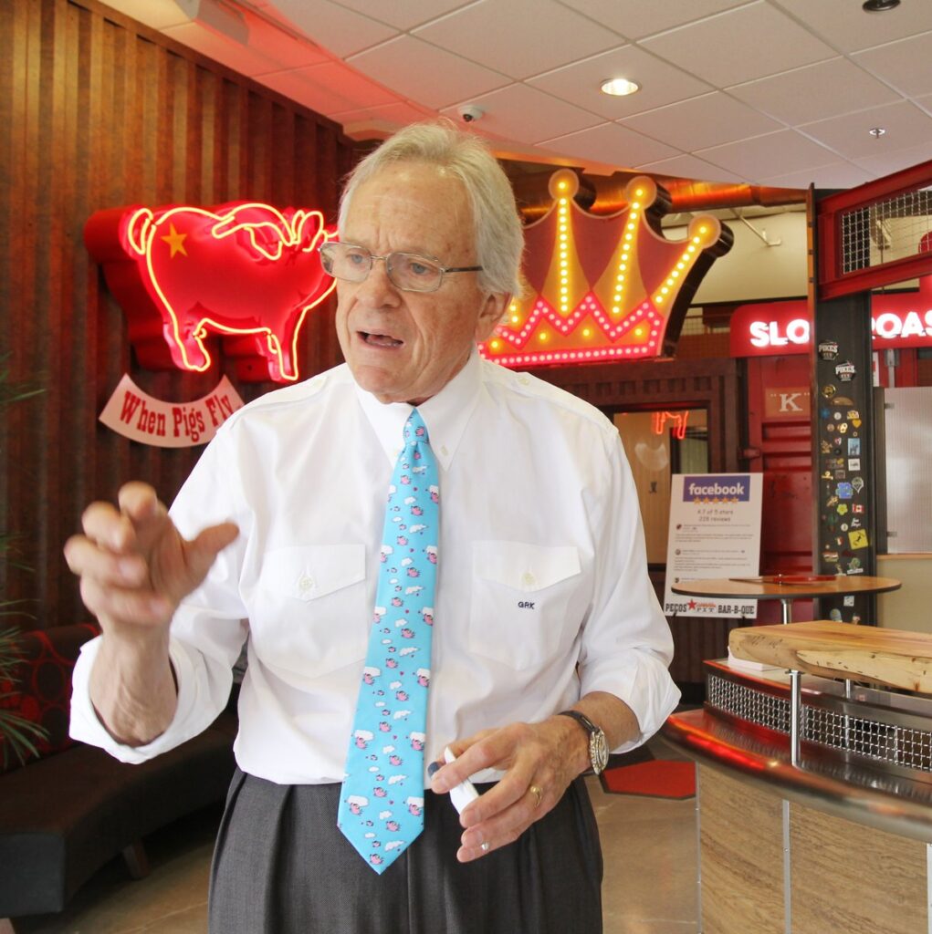 Marketing Strategies and Marketing Mix of Red Robin