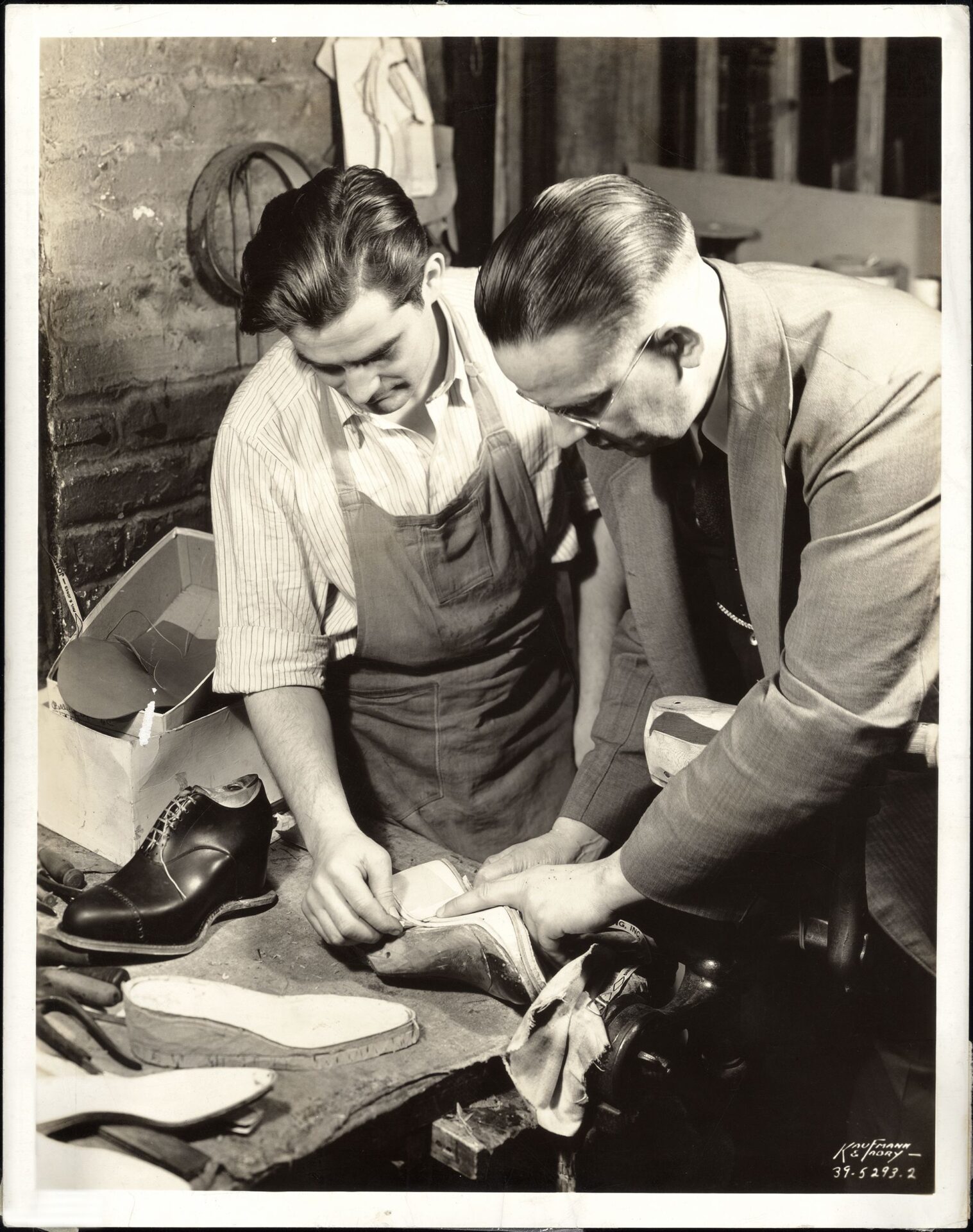 Marketing Strategies and Marketing Mix of Cole Haan