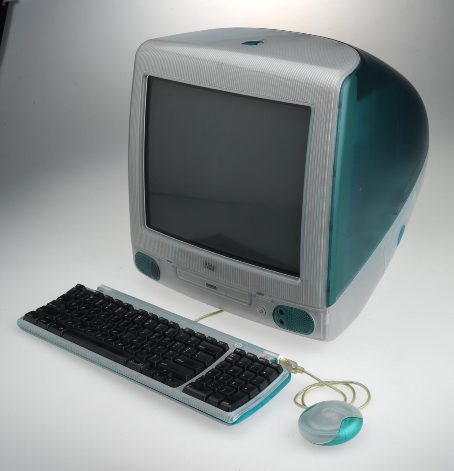 The Apple Comeback: How Steve Jobs Saved a Dying Company